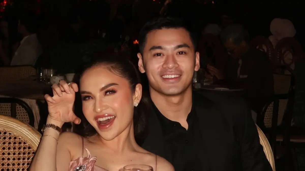 Akhirnya go public! Ini kekasih baru Elina Joerg, Arvin Lourentino