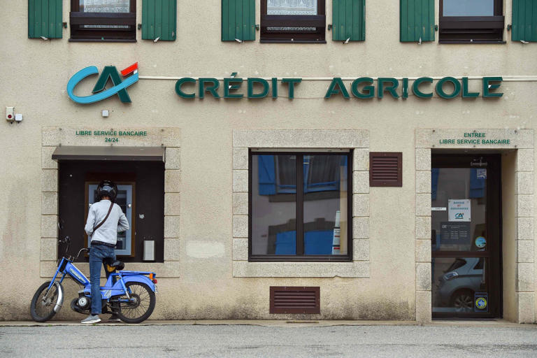 « Test cedric » : pourquoi des milliers de clients du Crédit agricole ...