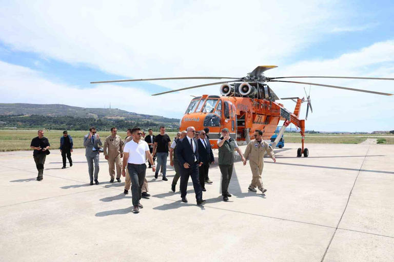 Vali Toraman’dan yangın söndürme uçakları ve helikopterleri pilotlarına ...