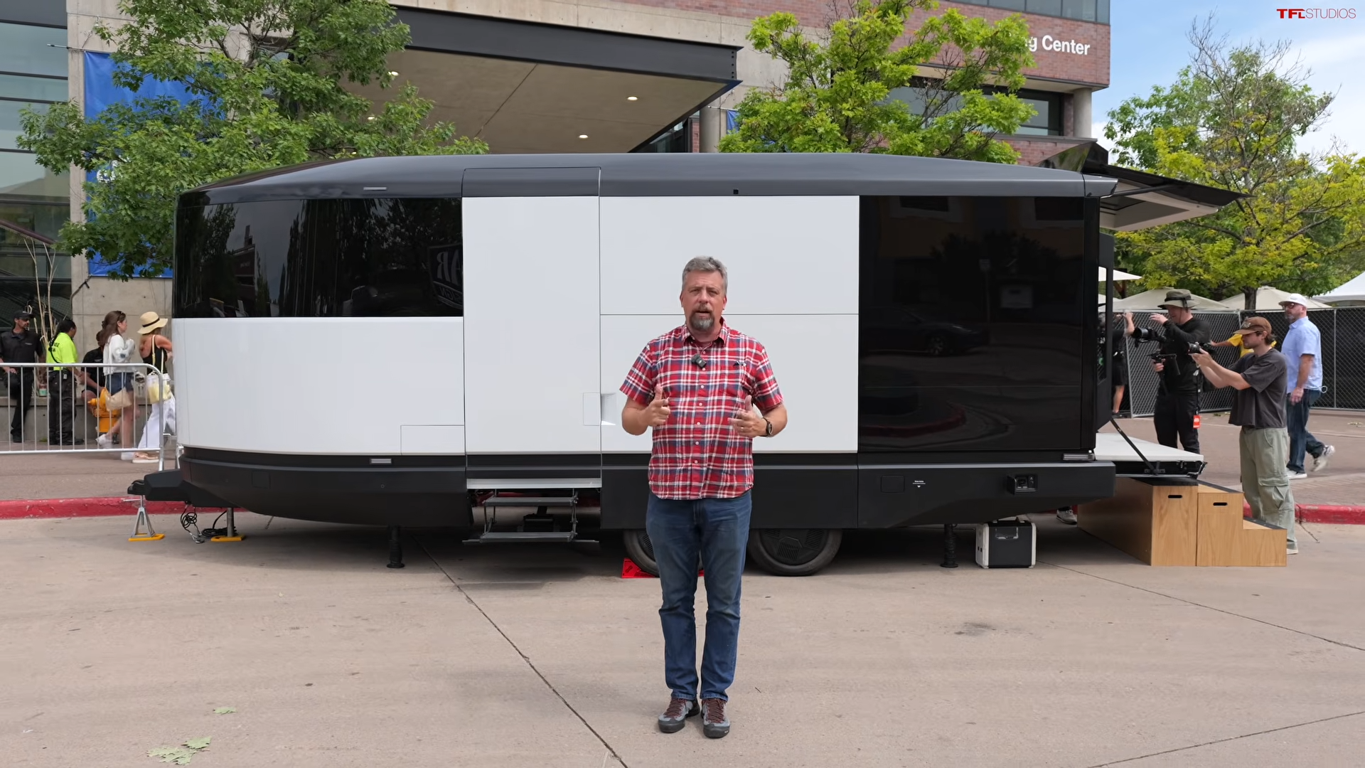 The inside of this travel trailer changes everything, "That's clever"