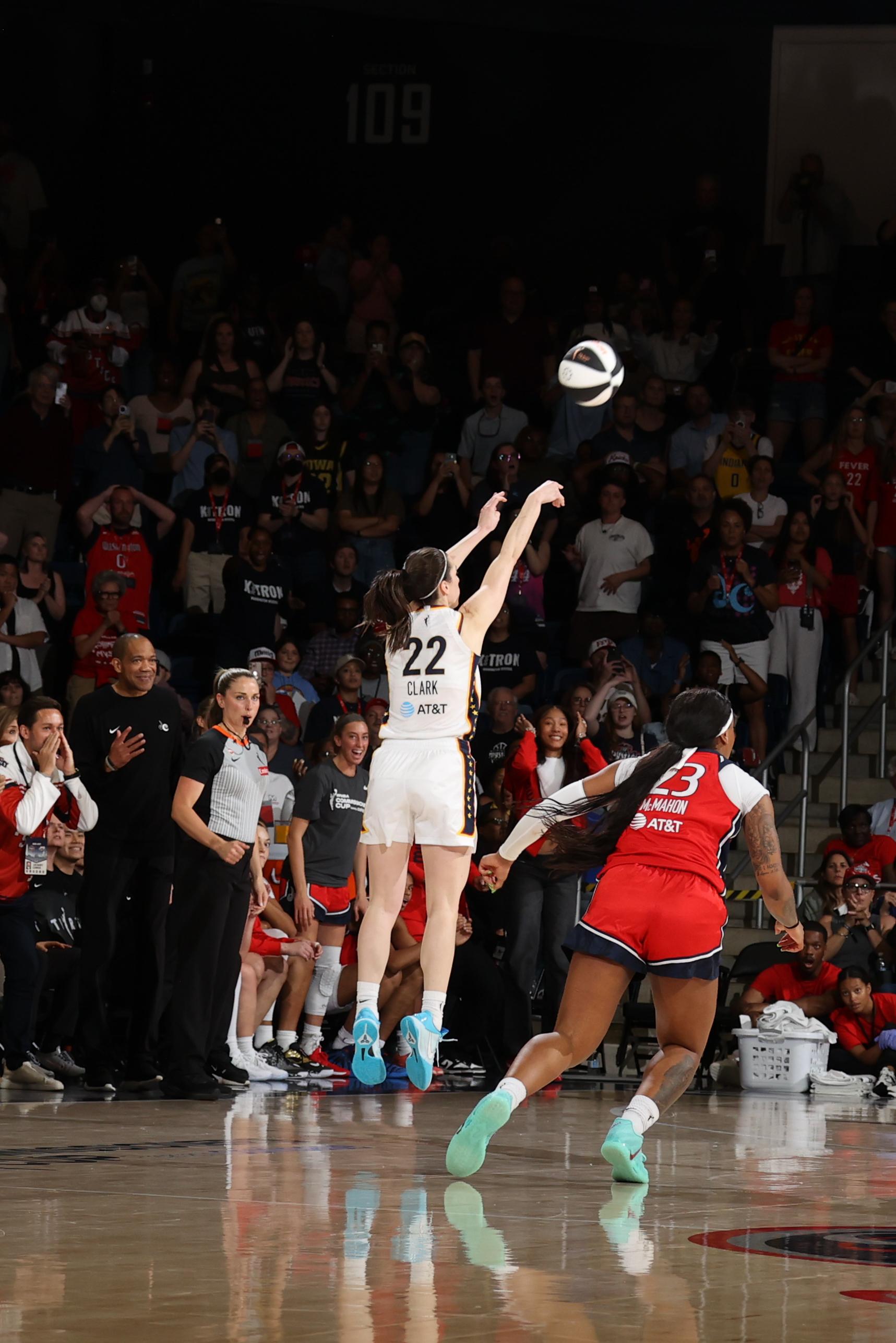 Caitlin Clark comes through in the clutch for an Indiana Fever ...
