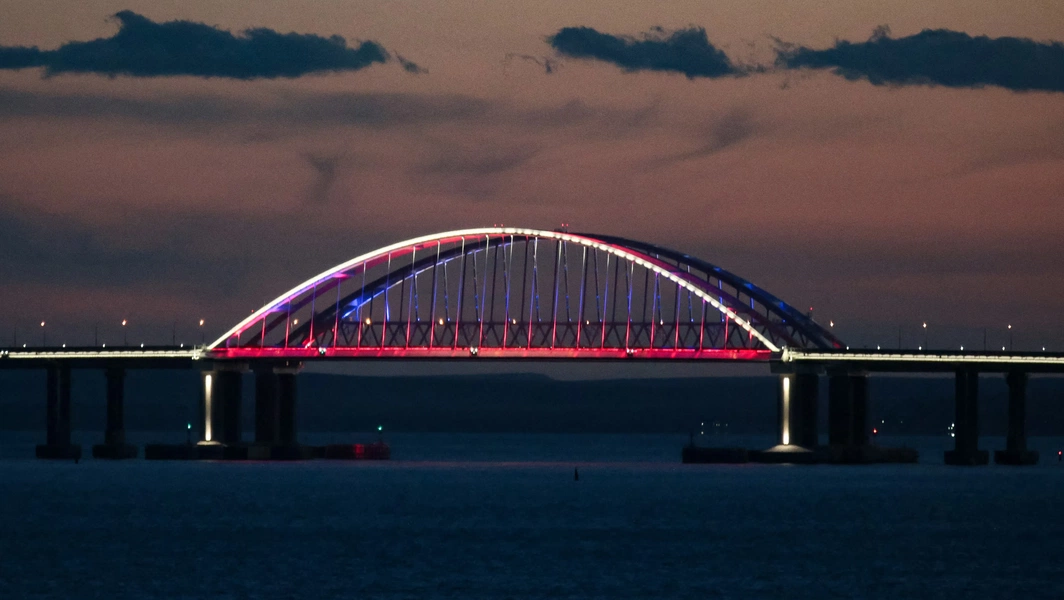 Ukrainian drones shut Chonhar bridge for second night