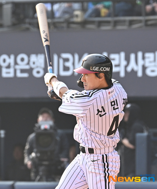 ‘타자일순 2회’ 타선 폭발한 LG, SSG에 8-2 완승…2연패 탈출