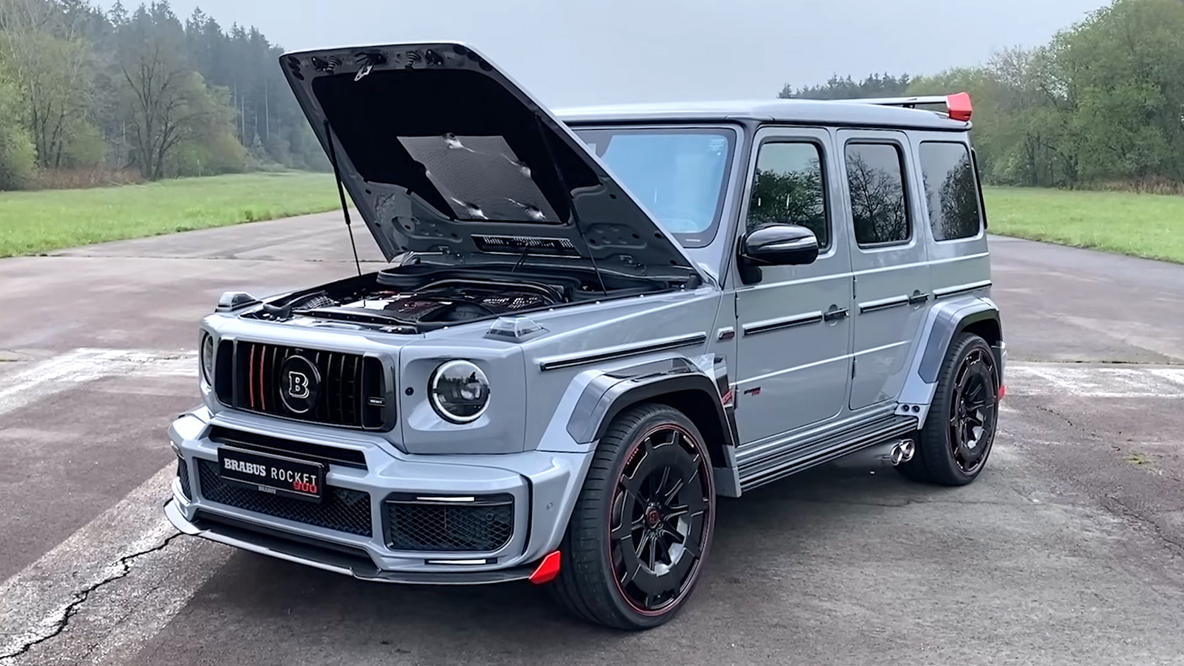 1 of 25 Brabus G900 blends G-Wagon luxury with 900 HP power