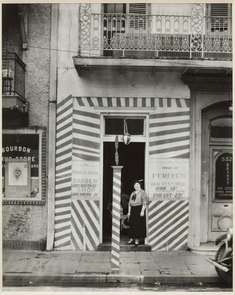 These street photographs from mid-century America by the renowned ...