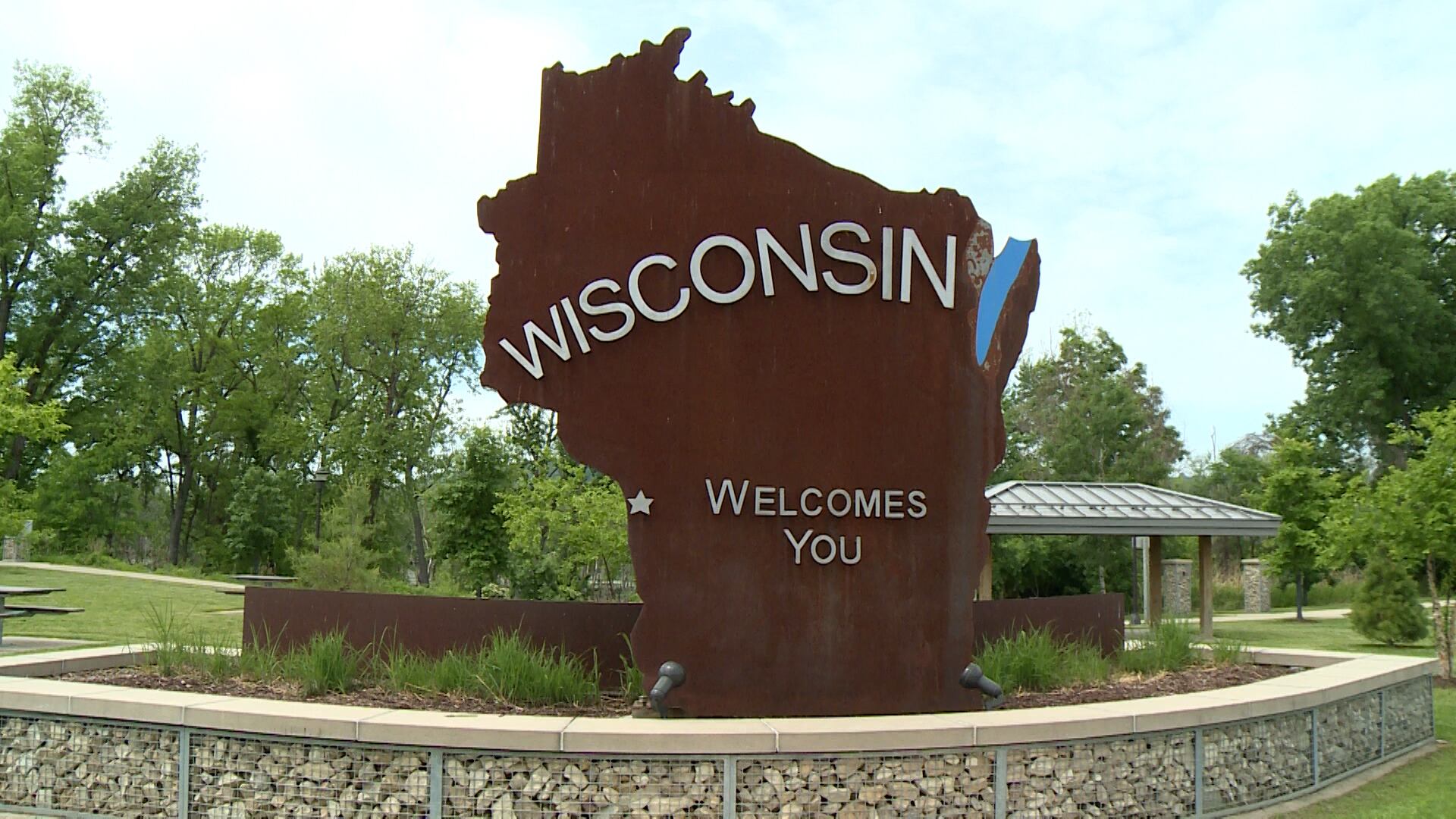 Wisconsin sees 4th record-breaking year in a row for tourism