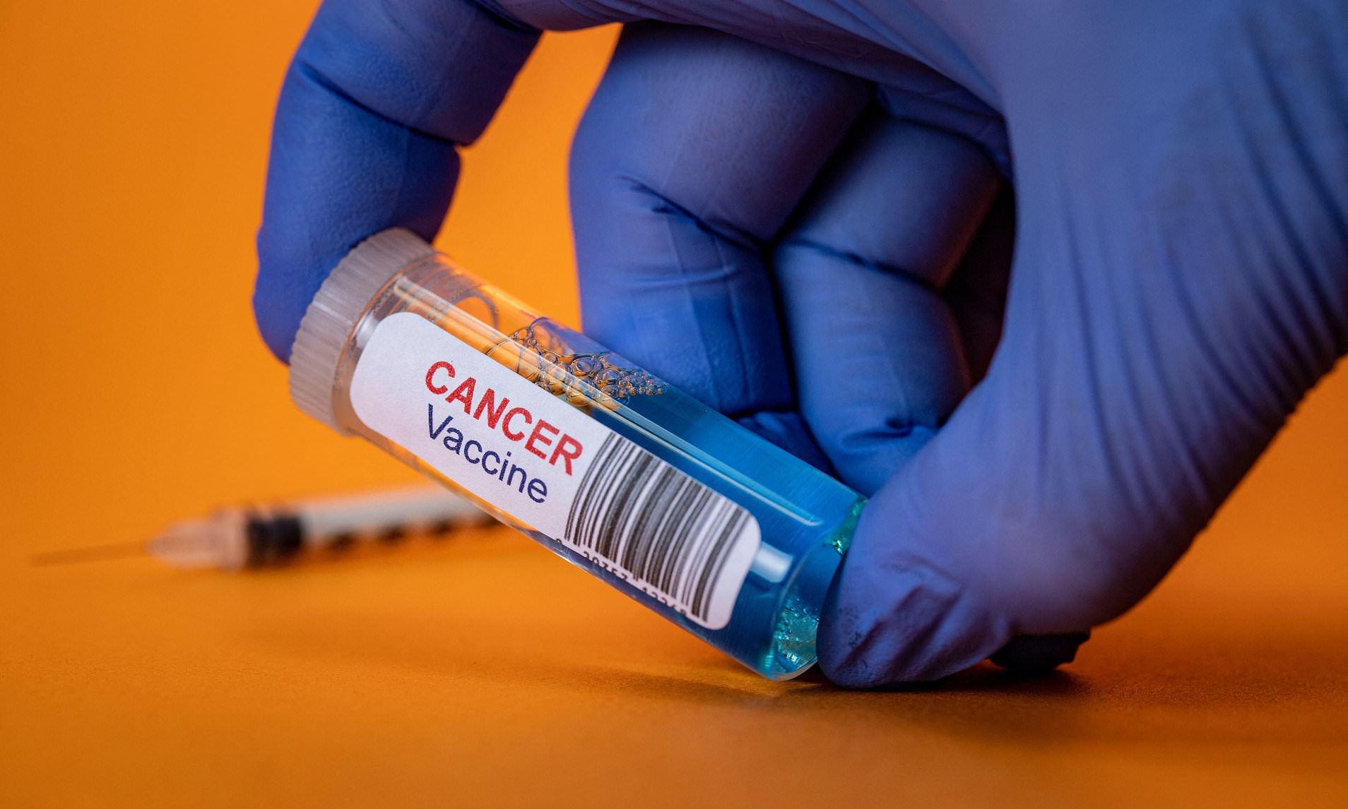 New 'prevention vaccine' for people at high risk of bowel and ovarian ...