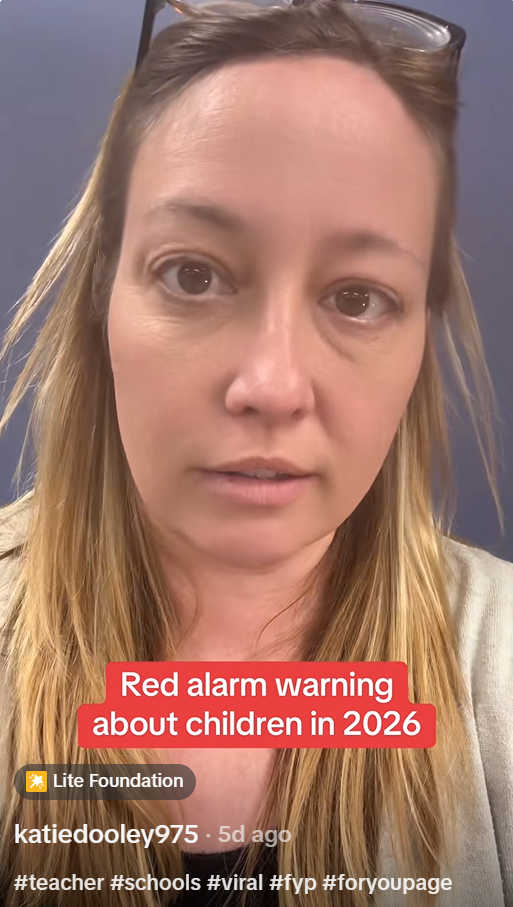 Teacher shares 'red alarm' warning about what's 'ruining' kids