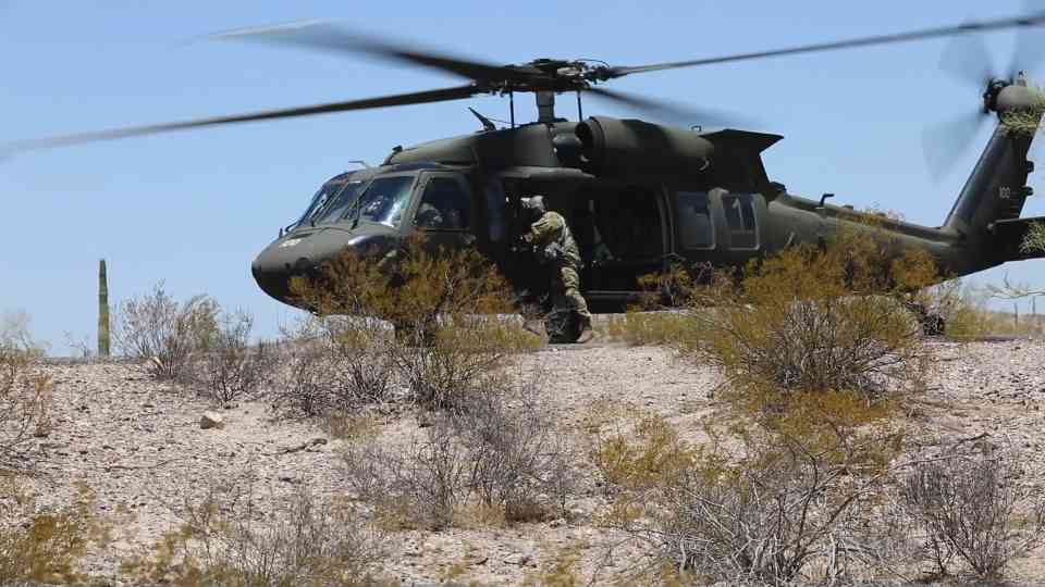 Air assault with Arizona Army National Guard soldiers of the 158th IR