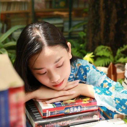Deretan rekomendasi novel romantis dari penulis Indonesia