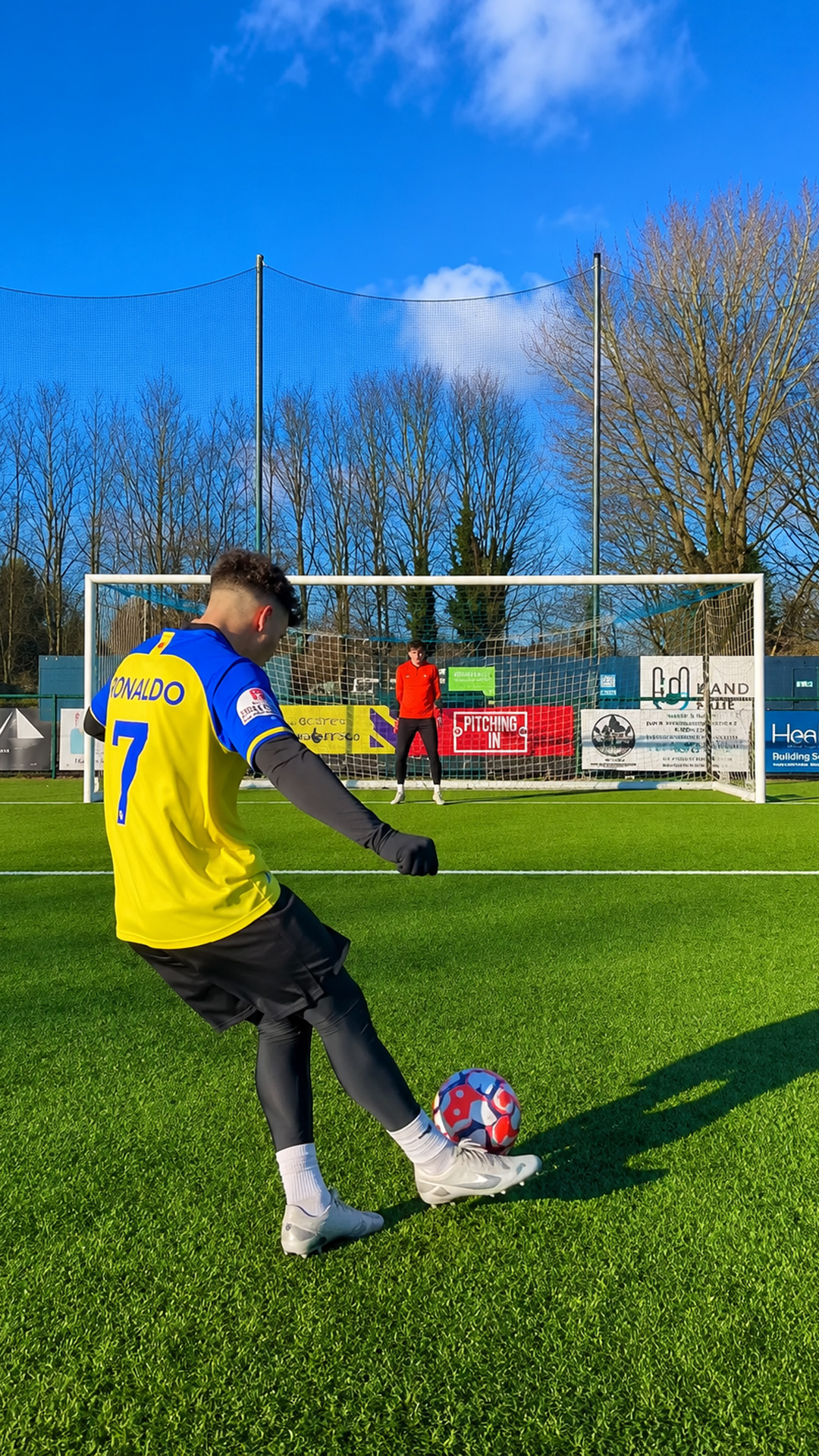 Trying to recreate a famous football shooting style