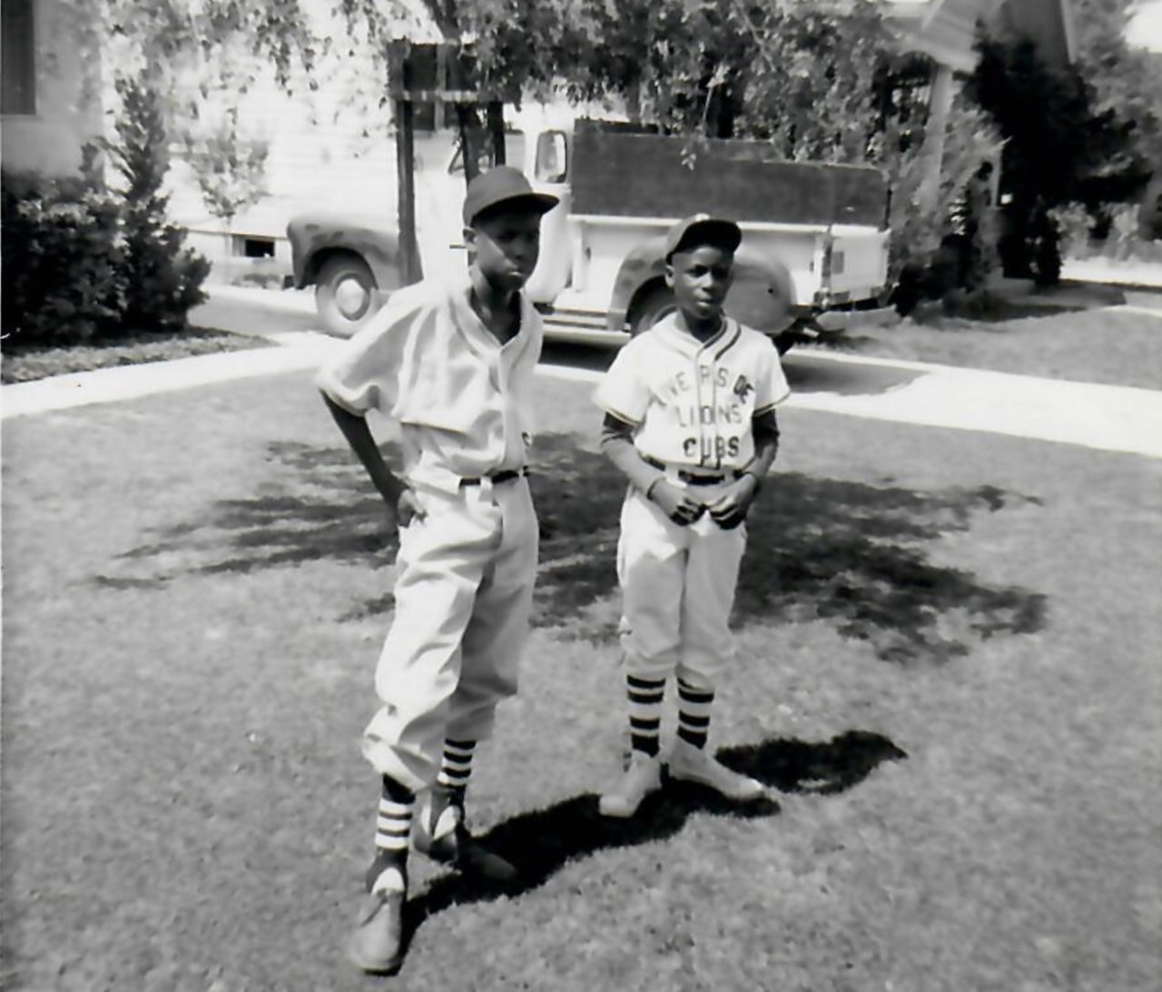 Baseball star Dusty Baker took Hank Aaron’s advice. Then his father sued.
