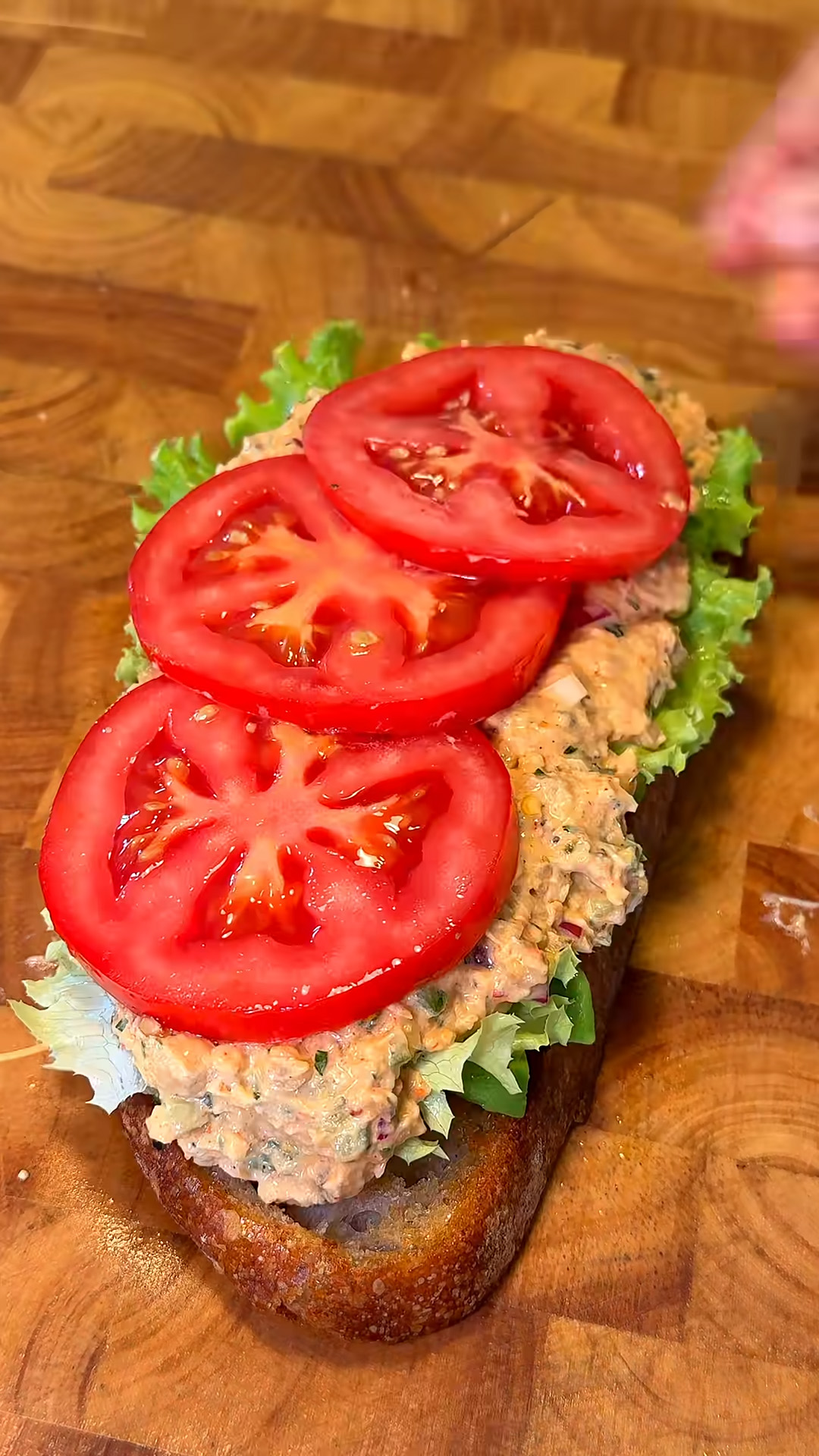How to make a tasty chickpea sandwich