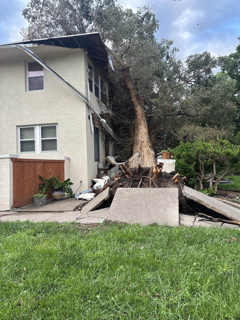 Severe storm with destructive reported 113 mph wind gust hits Salina ...