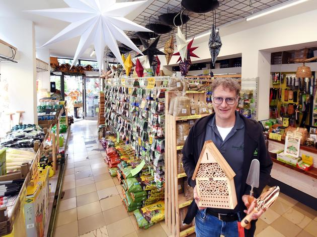 „Den Zwerg nehmen wir mit“ - Samen Rohde verlässt die Kasseler Innenstadt