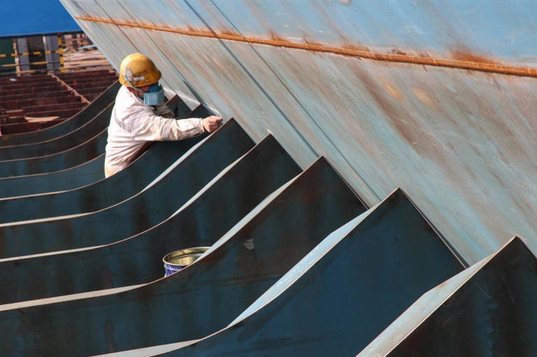 China's shipbuilding industry charts greener, smarter course — report