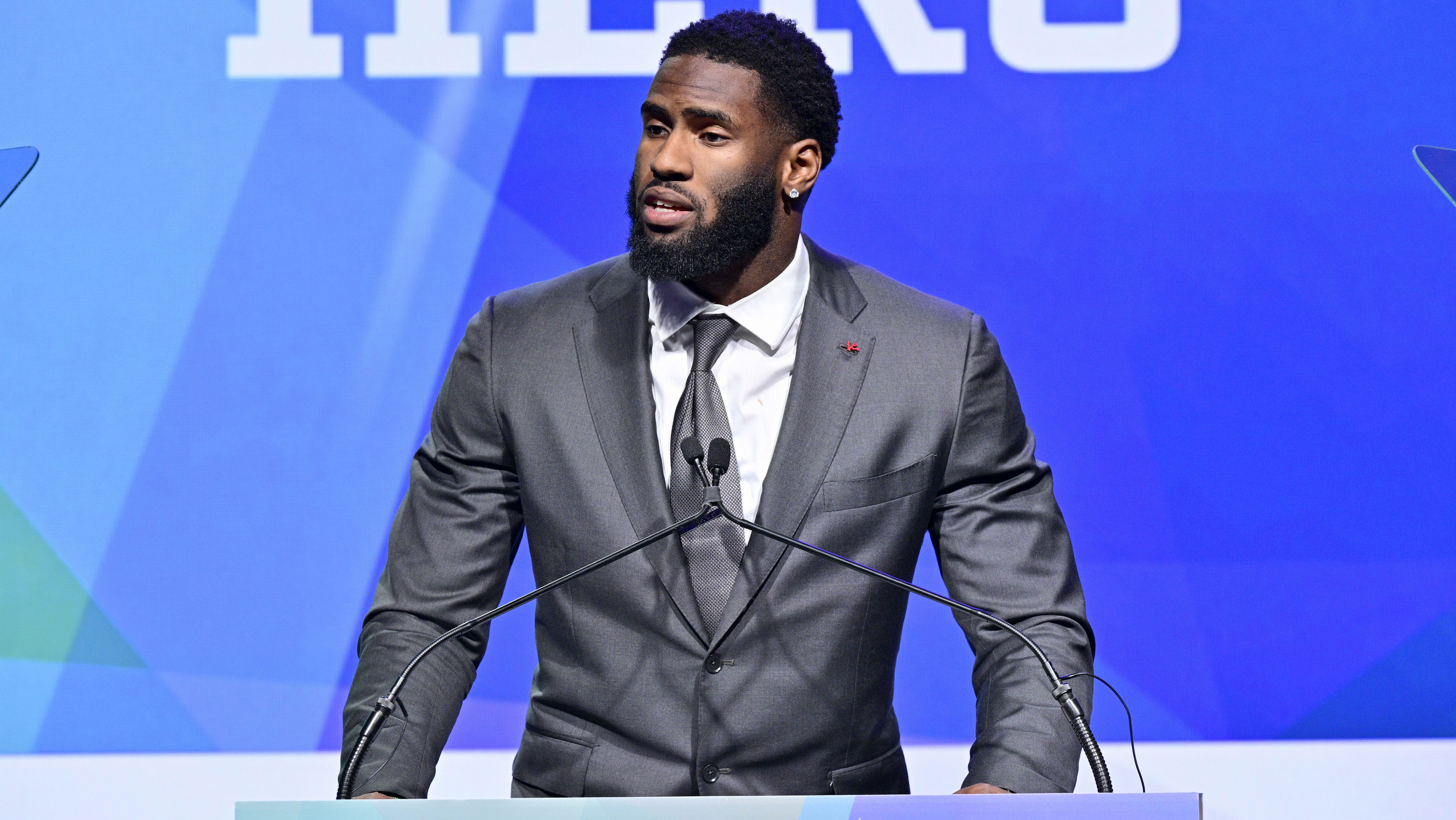 Giants star Brian Burns sends 'optimistic' message on start of John ...