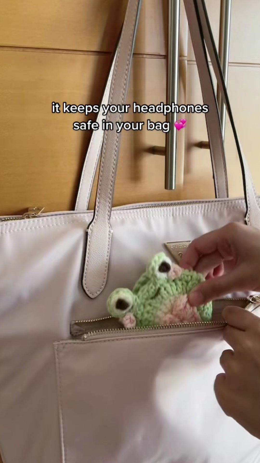 Adorable crochet pattern: Customizable stuffed animals