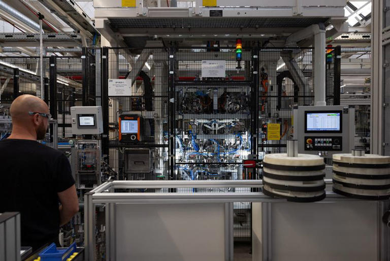Mercedes launches mass production of electric motor for high ...