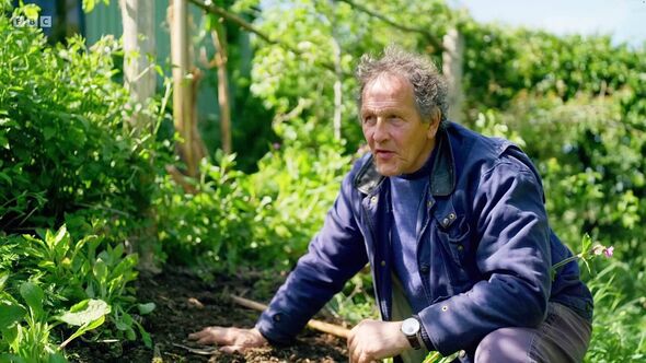 Gardeners' World's Monty Don ashamed over topless photo before major ...