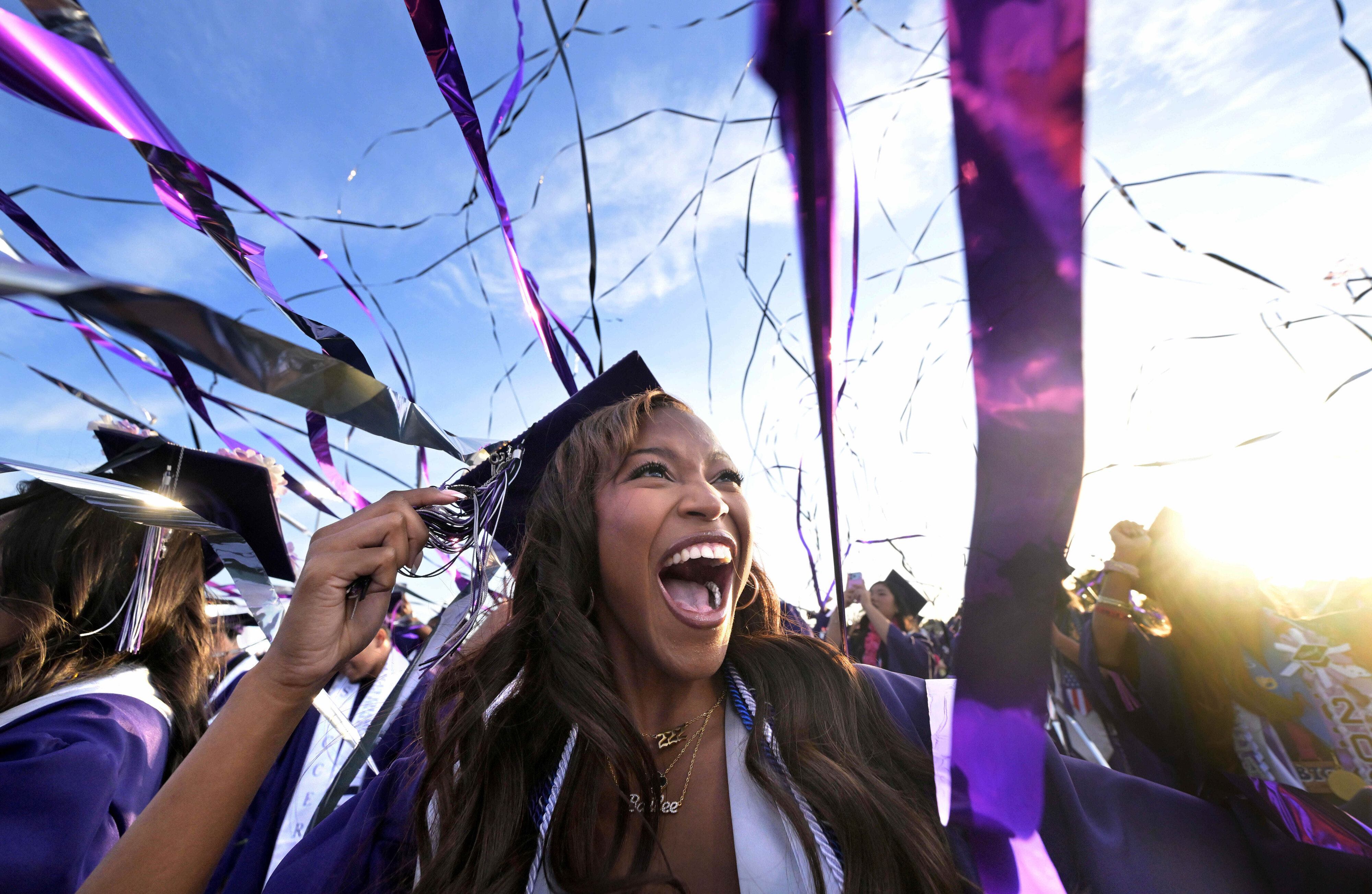 Vista del Lago High School graduation begins Moreno Valley celebrations