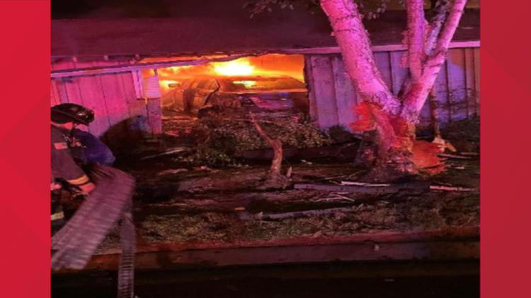 2 found dead after car crashes into home in Modesto