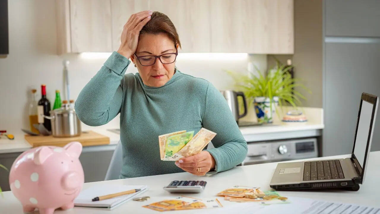 Hacks to beat the rising prices in Australia: 5 things every Australian ...