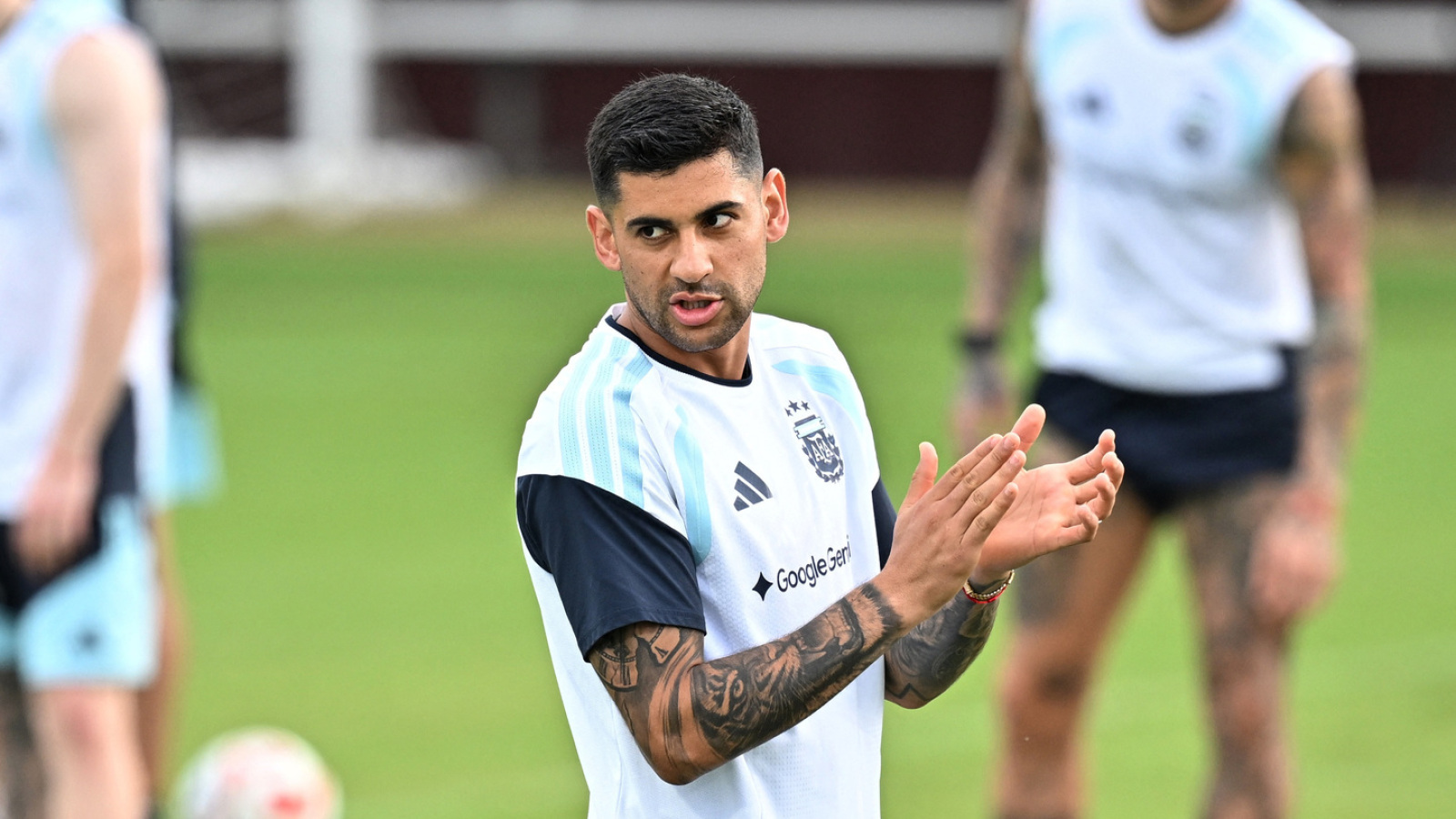 Man United 'preparing an offer' to seal statement signing of Premier ...