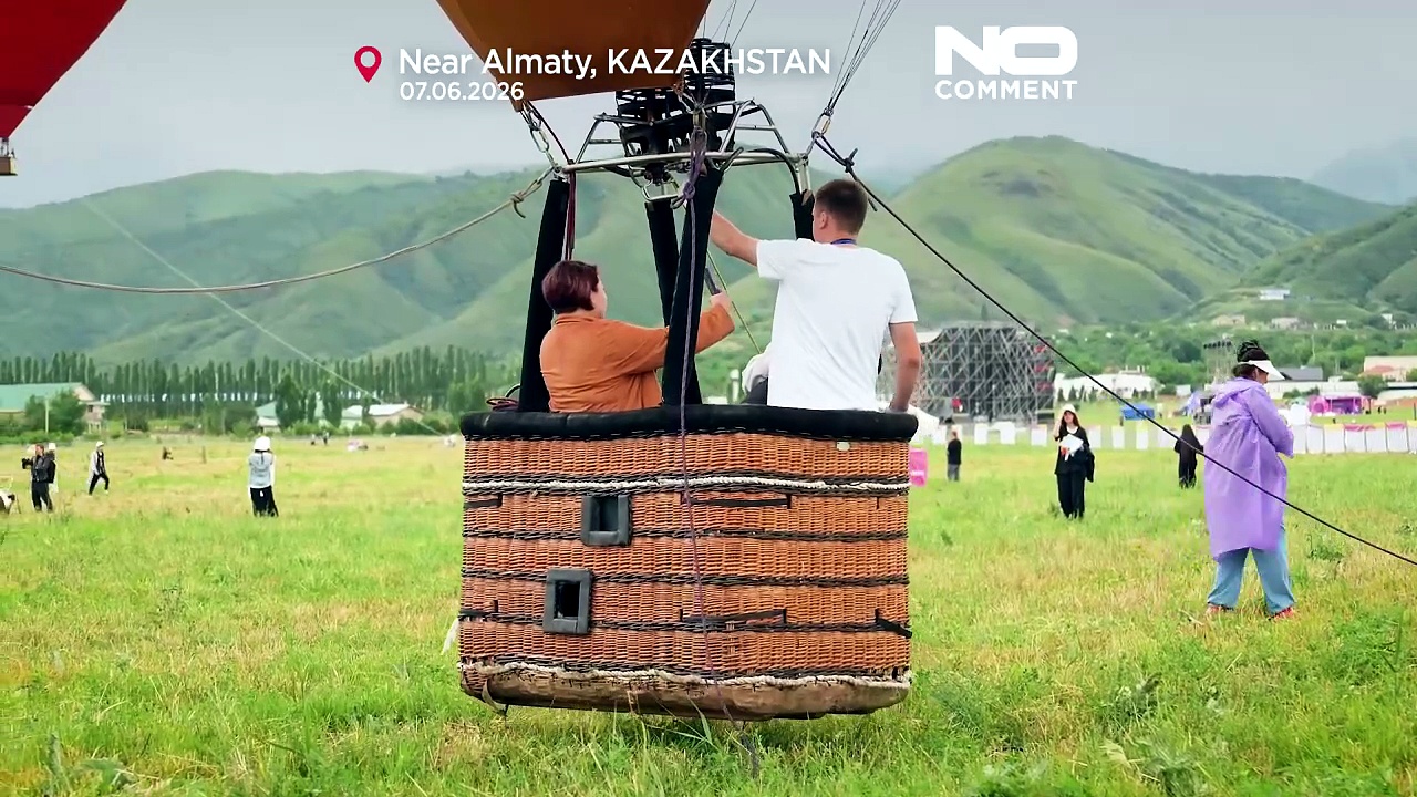 Hot air balloons fill Kazakhstan skies as festival returns