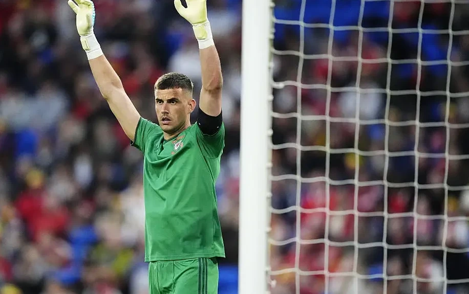 Man Utd eye Darlow as goalkeeping reshuffle looms