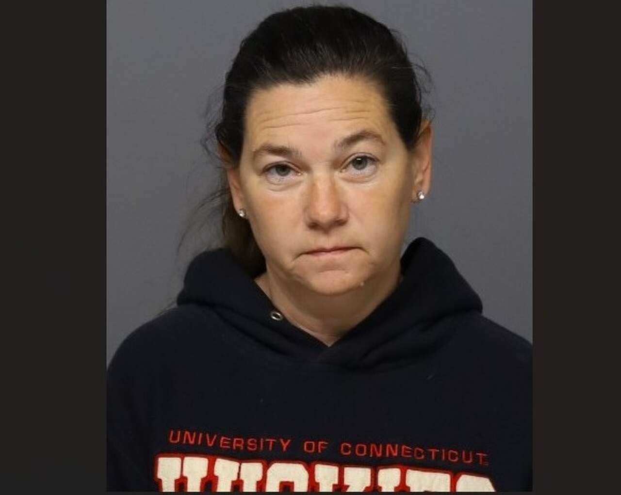 New London woman's $109,000 theft 'crippled' nonprofit she headed ...