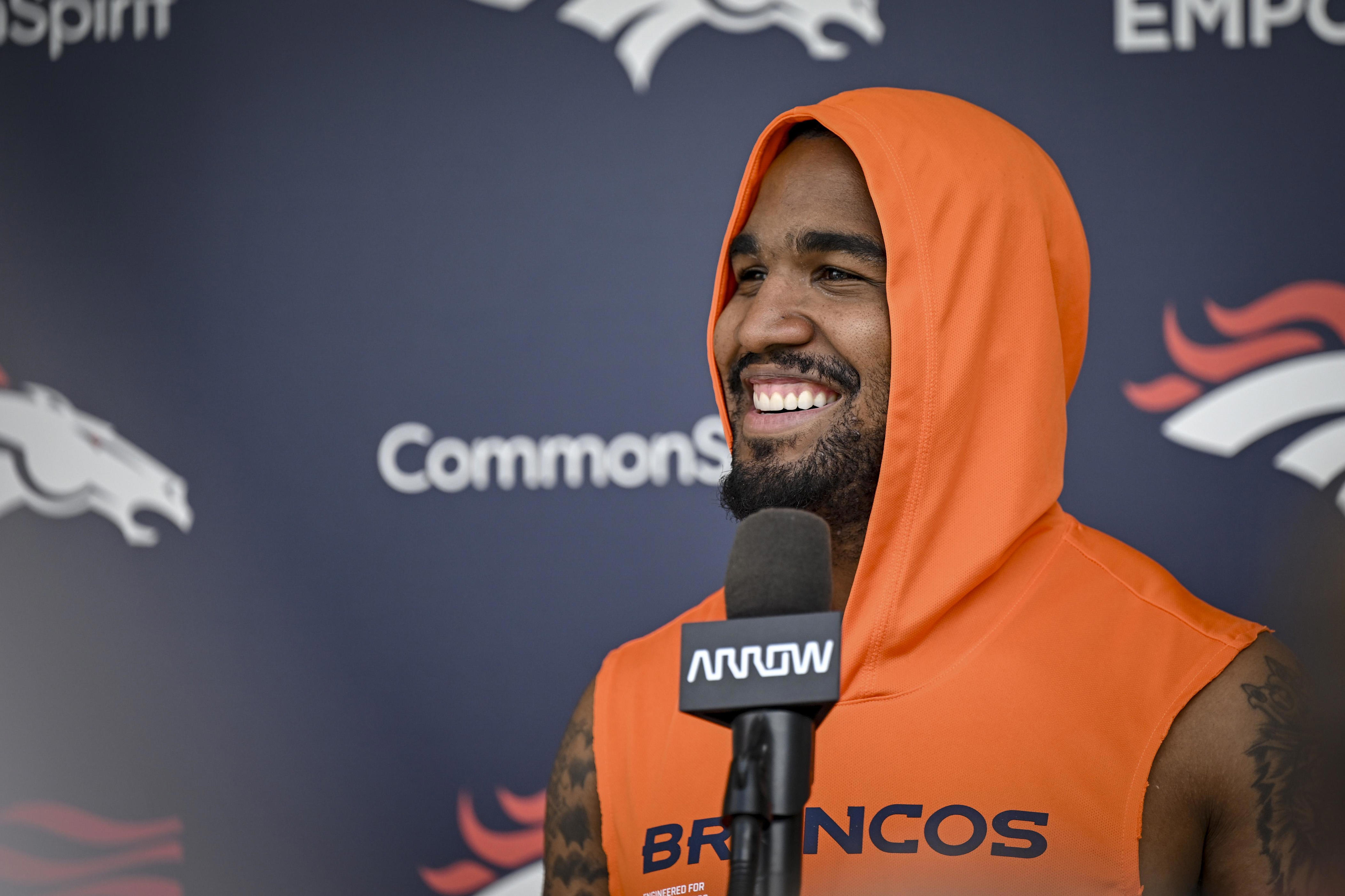 Broncos WR Jaylen Waddle has been impressing the Broncos with his route ...