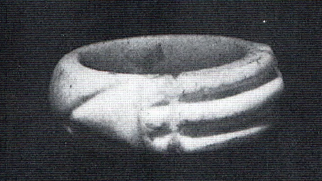 The ring found in an Egyptian tomb was said to defy a pharaoh's curse
