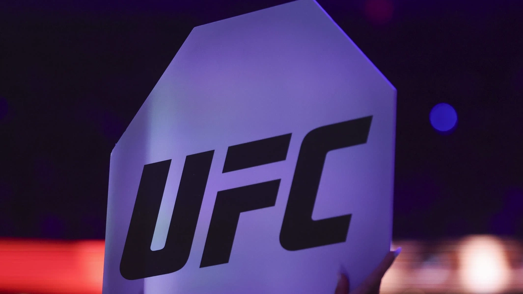 New Yorker cover satirizes Trump as UFC event nears