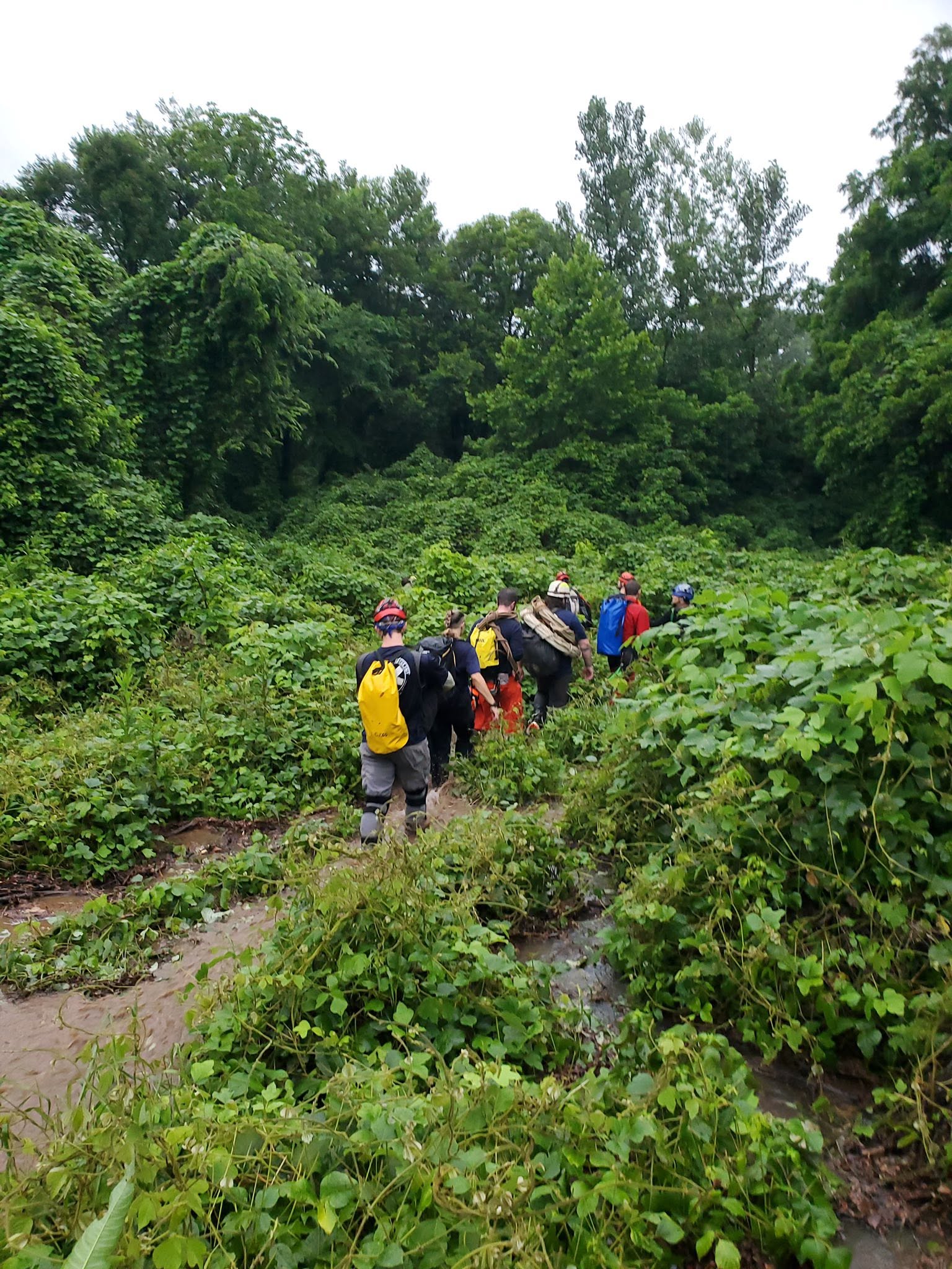 14 saved from flooded Alabama caves during flash flood emergency