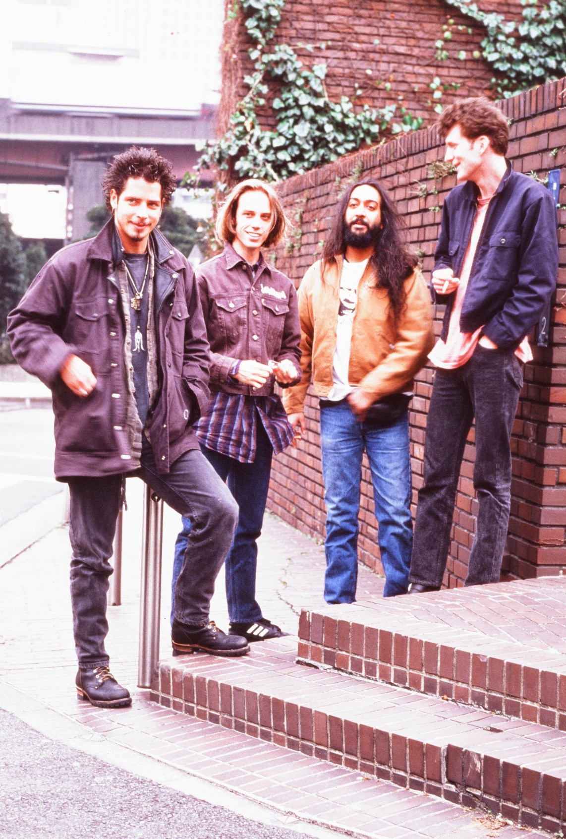 Kim Thayil’s “A Screaming Life” will make you hear Soundgarden differently