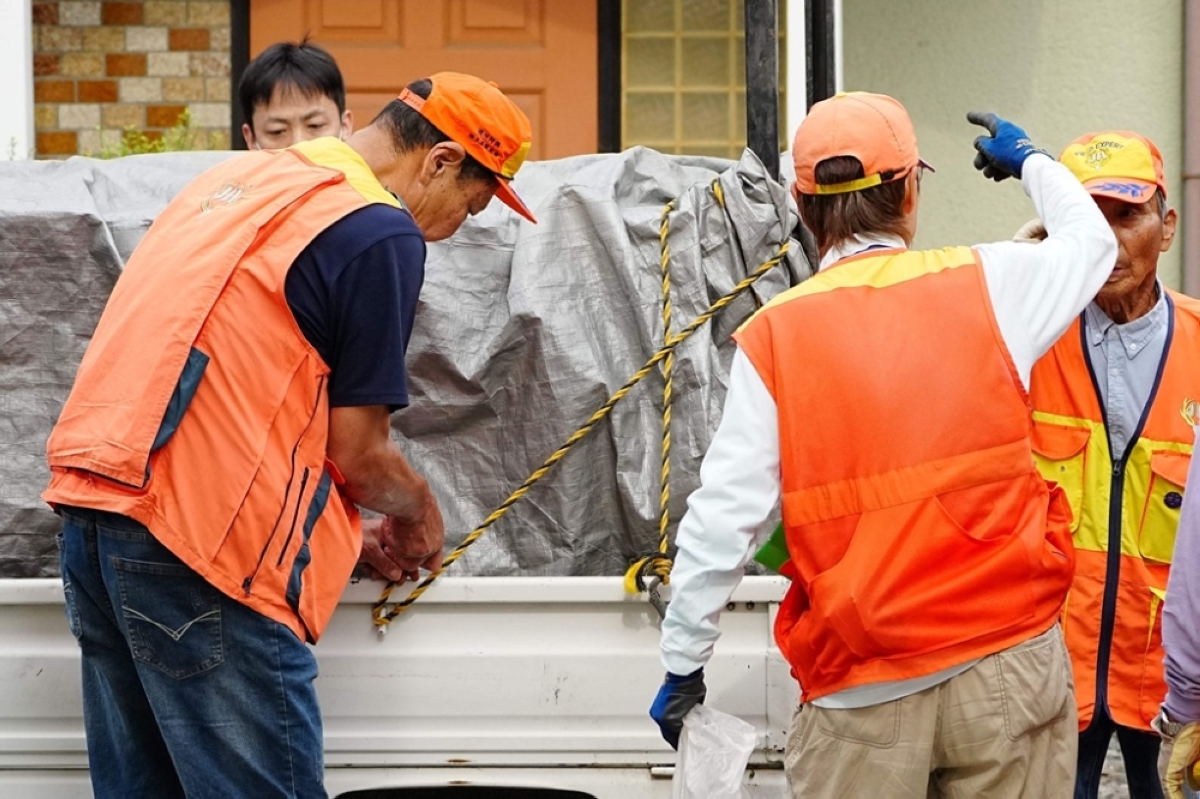 Japanese city relieved as roaming bear caught