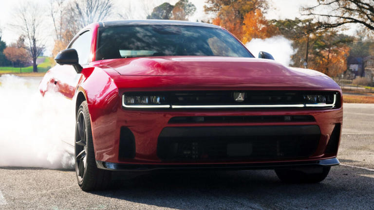 Dodge can’t sell the Charger to Americans, so it’ll try with Europeans
