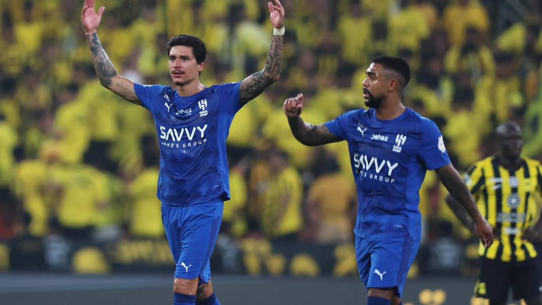 Liverpool weigh Darwin Nunez return as injury crisis deepens