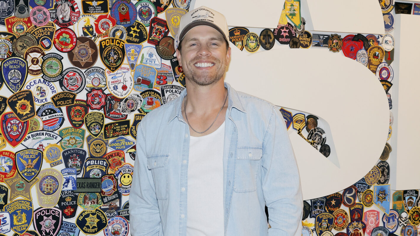 All about Dustin Lynch’s love life & dating history