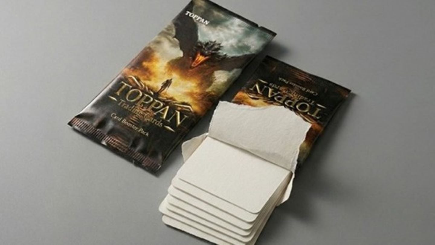 Toppan develops paper-based light-shielding card pillow pack