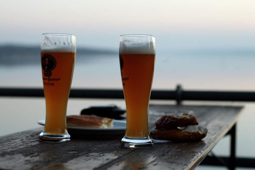 Breakfast brewskies: Alberta bars, restaurants now allowed to serve ...