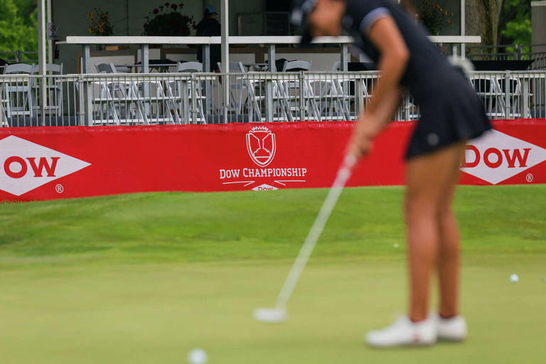 LPGA Dow Championship golfers practice at Midland Country Club ahead of ...