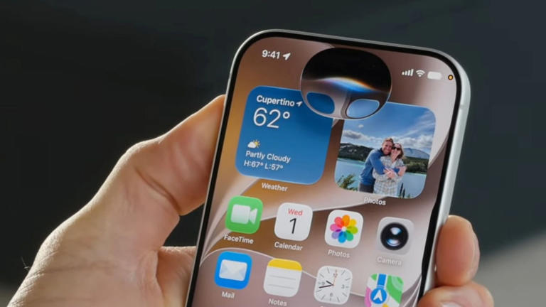 Nova IA da Apple dispensa Gemini para a Siri, mas ainda precisa do Google