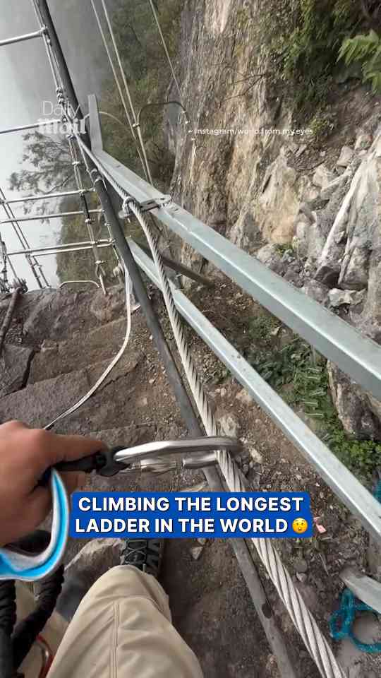 Climber takes on the world’s longest ladder