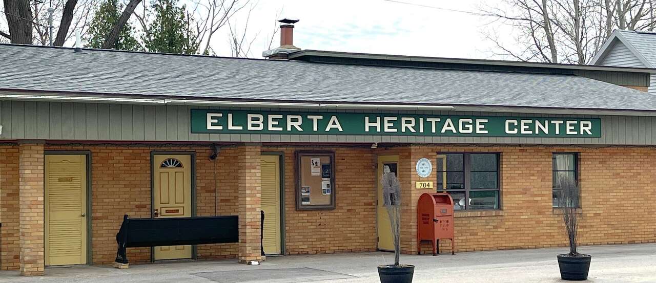 Elberta Labor Heritage Center, WUWU radio to open shared home