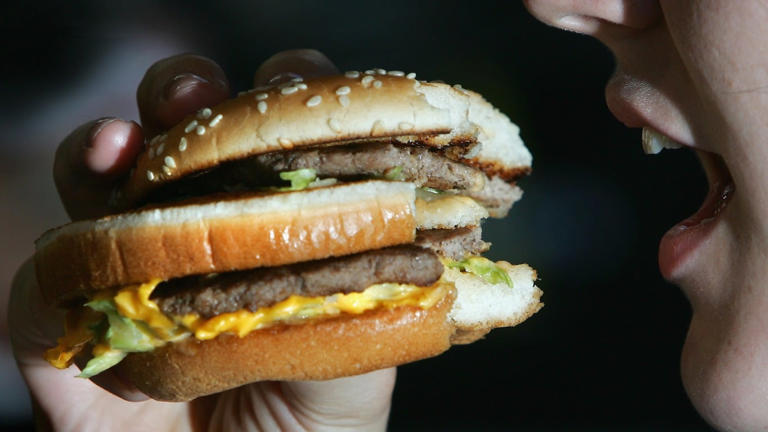 1 unstoppable fast-food giant to buy hand over fist and hold for 25 years