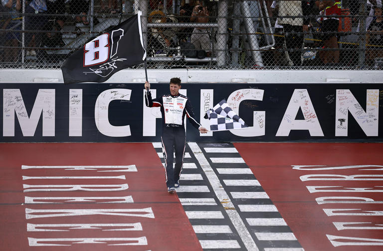 NASCAR power rankings: Can anyone catch Denny Hamlin?