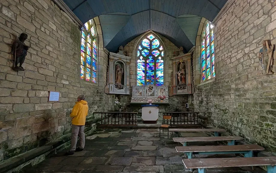 Tracing sacred layers in medieval churches