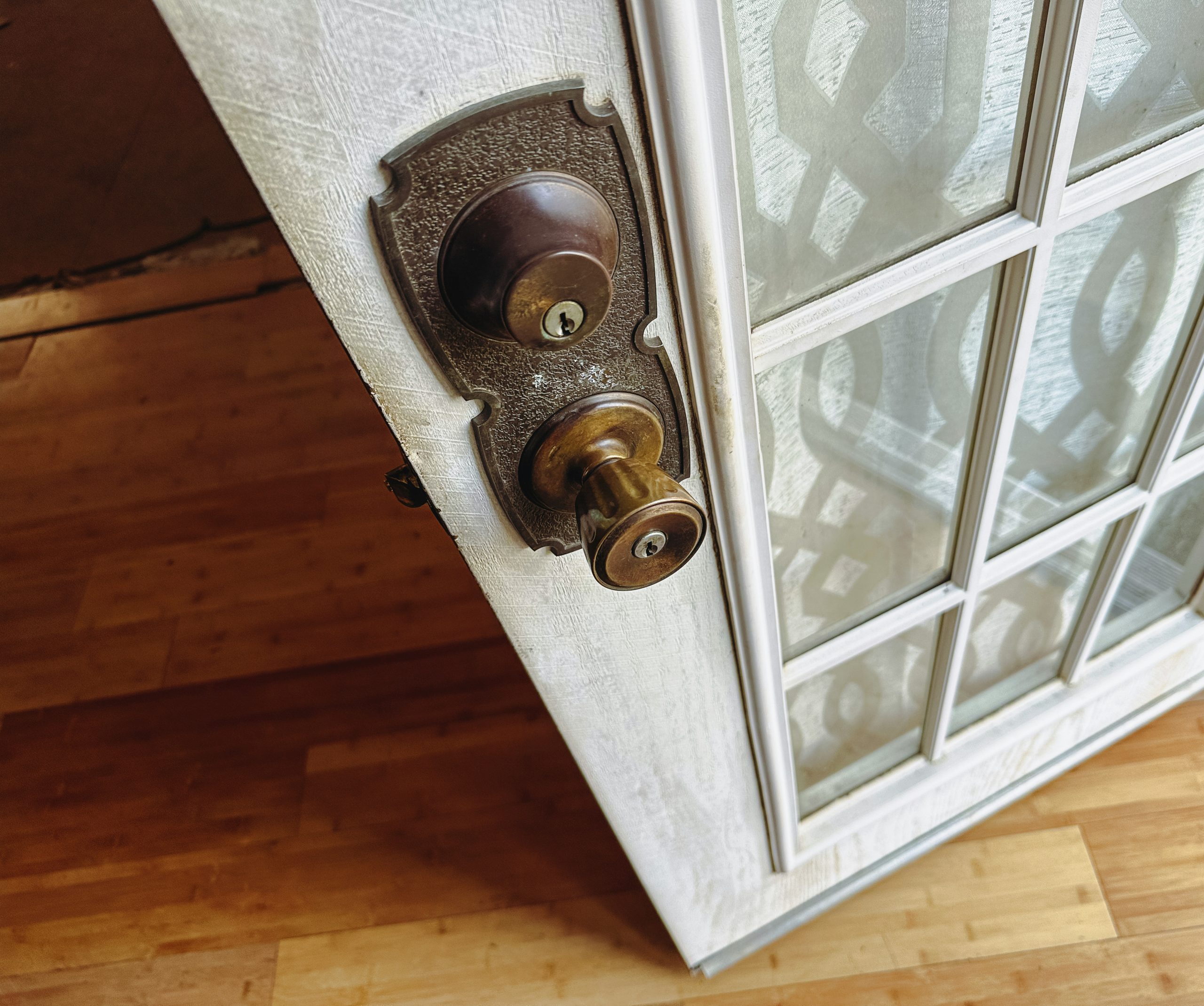 15 vintage doorknobs and hardware that architectural salvage buyers want